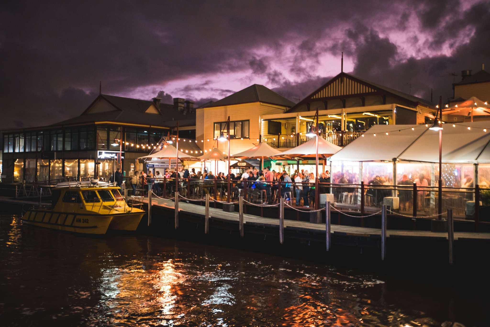 The Lucky Shag Waterfront Bar | Visit Perth