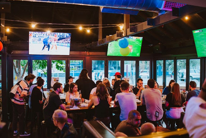 Catch finals fever at Perth's best sports bars | Visit Perth